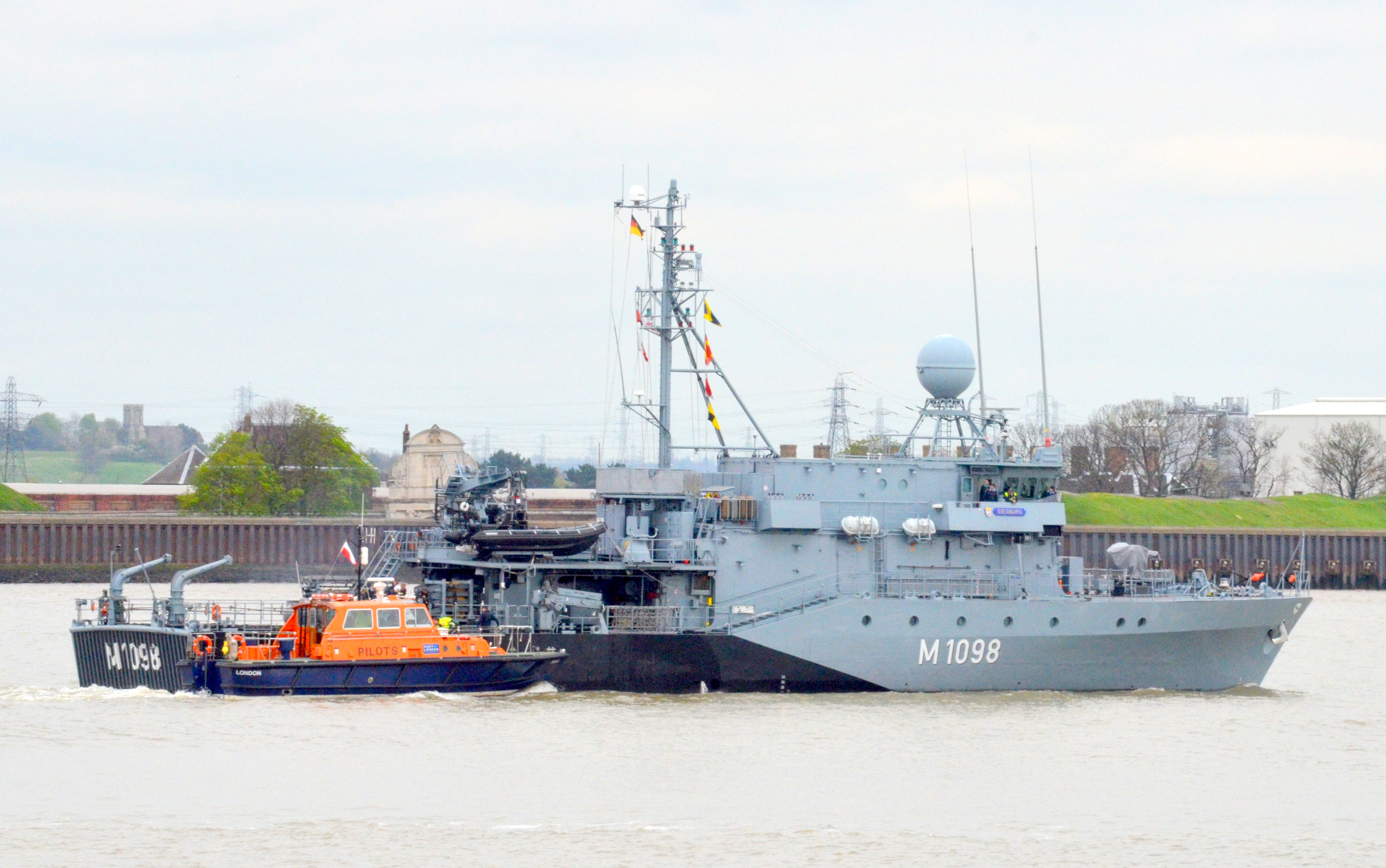 M1098 and M1090 German warships | Naval Vessels | Tilbury and Chadwell ...