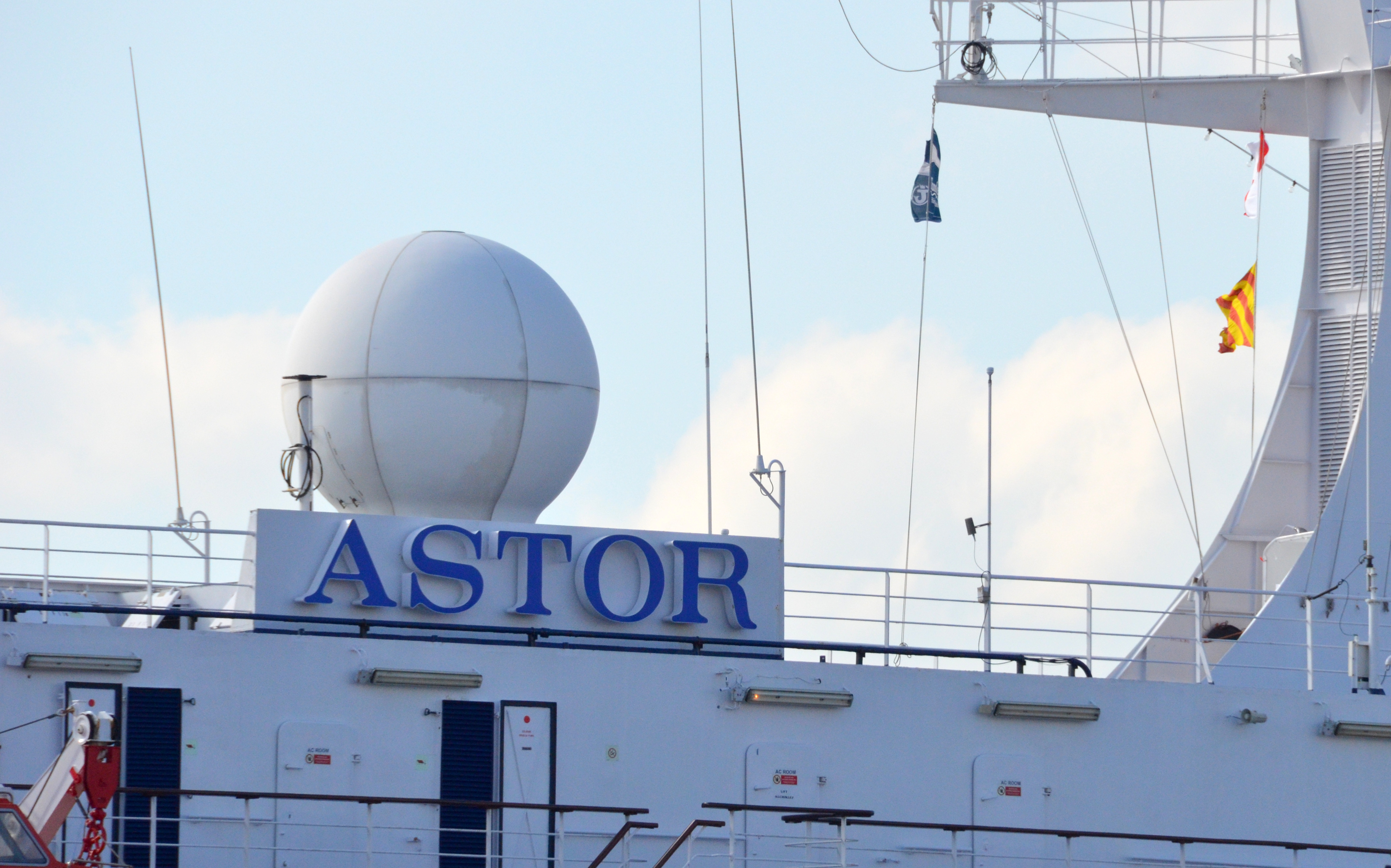 ASTOR and MAGELLAN | Cruise ships | Tilbury and Chadwell Memories