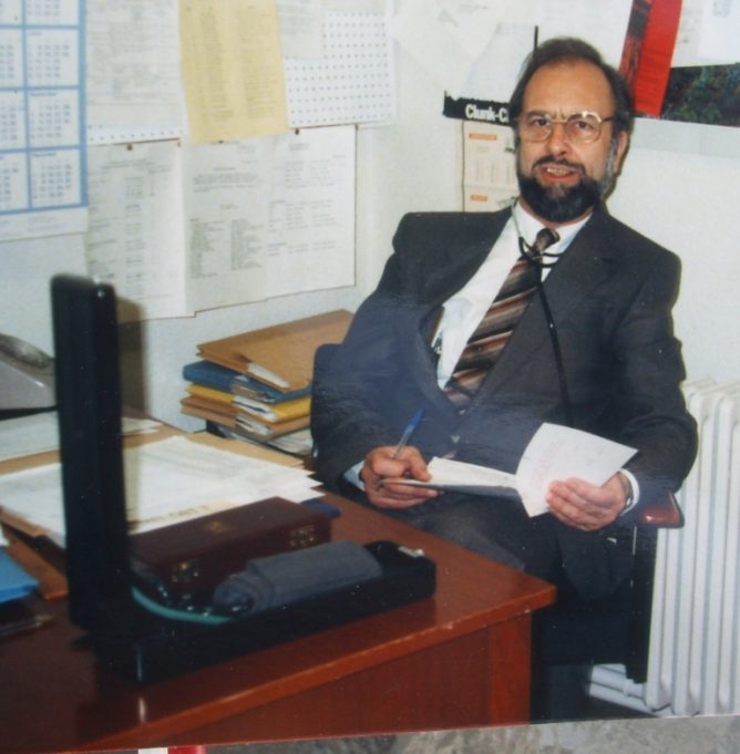 Dr Mike Catton | People | Tilbury and Chadwell Memories