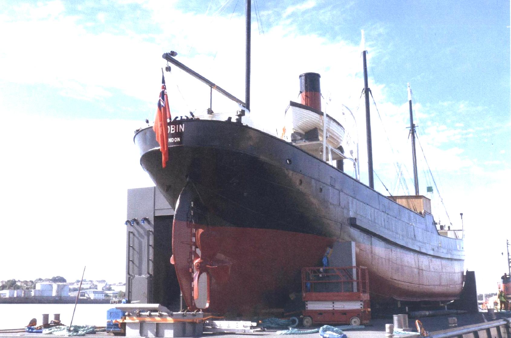 THE SS. ROBIN AT TILBURY | Historic Vessels | Tilbury and Chadwell Memories