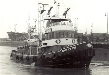 Tugs: SUN and others | Tilbury and Chadwell Memories