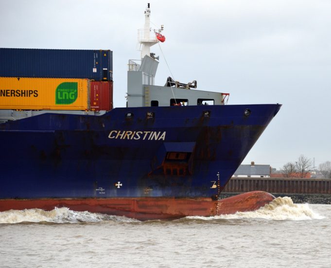 CHRISTINA leaving the Thames | Container Ships | Tilbury and Chadwell ...