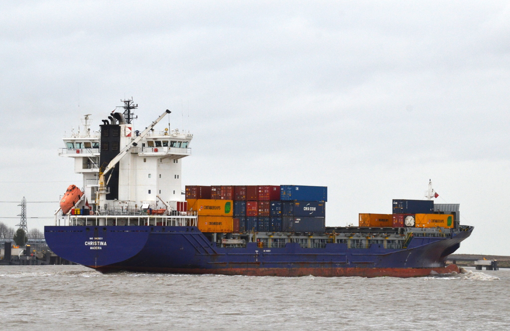 CHRISTINA leaving the Thames | Container Ships | Tilbury and Chadwell ...