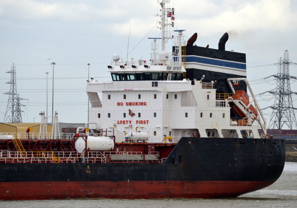 BDP SPIRIT on the Thames | Tankers | Tilbury and Chadwell Memories