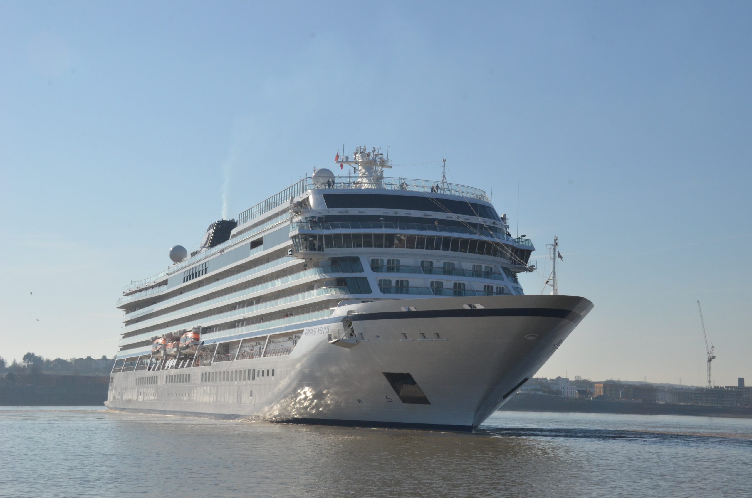 VIKING VENUS leaving Tilbury | Cruise ships | Tilbury and Chadwell Memories
