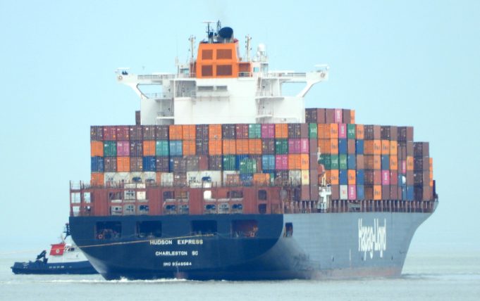 HUDSON EXPRESS on the Thames | Container Ships | Tilbury and Chadwell ...