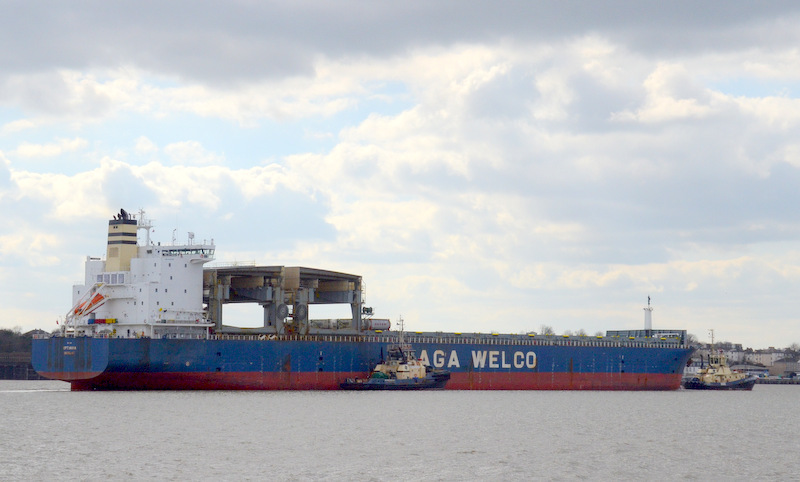 OPTIMANA off Tilbury | Transport - ships | Tilbury and Chadwell Memories